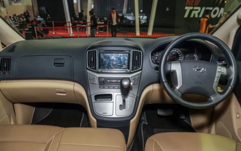 Các mẫu xe 9 chỗ tốt nhất năm 2025 tại Việt Nam - thitruongxe.net